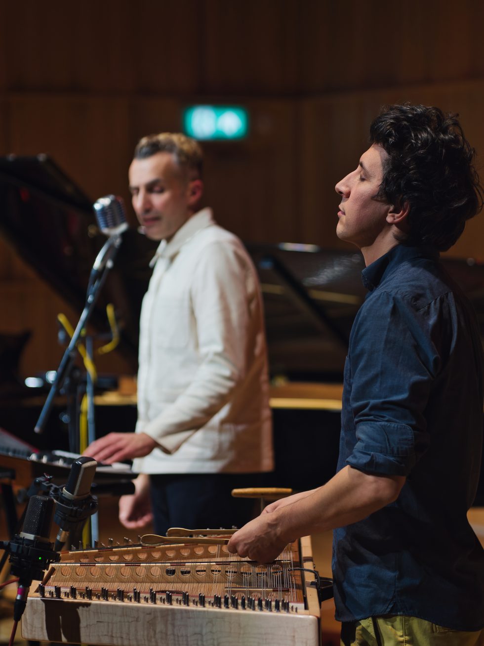 Tour Diary Ten Steps w/ Max ZT GIG 08 | The Stoller Hall Manchester SAT ...